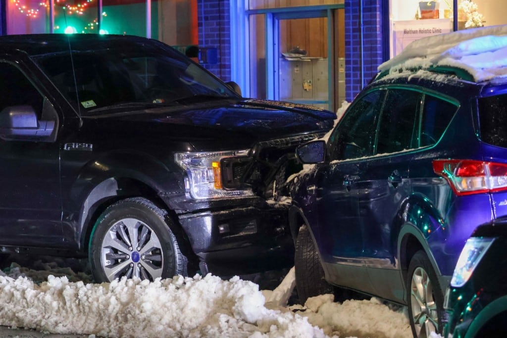 Truck reportedly strikes 2 parked cars on Newton St. – Waltham Times