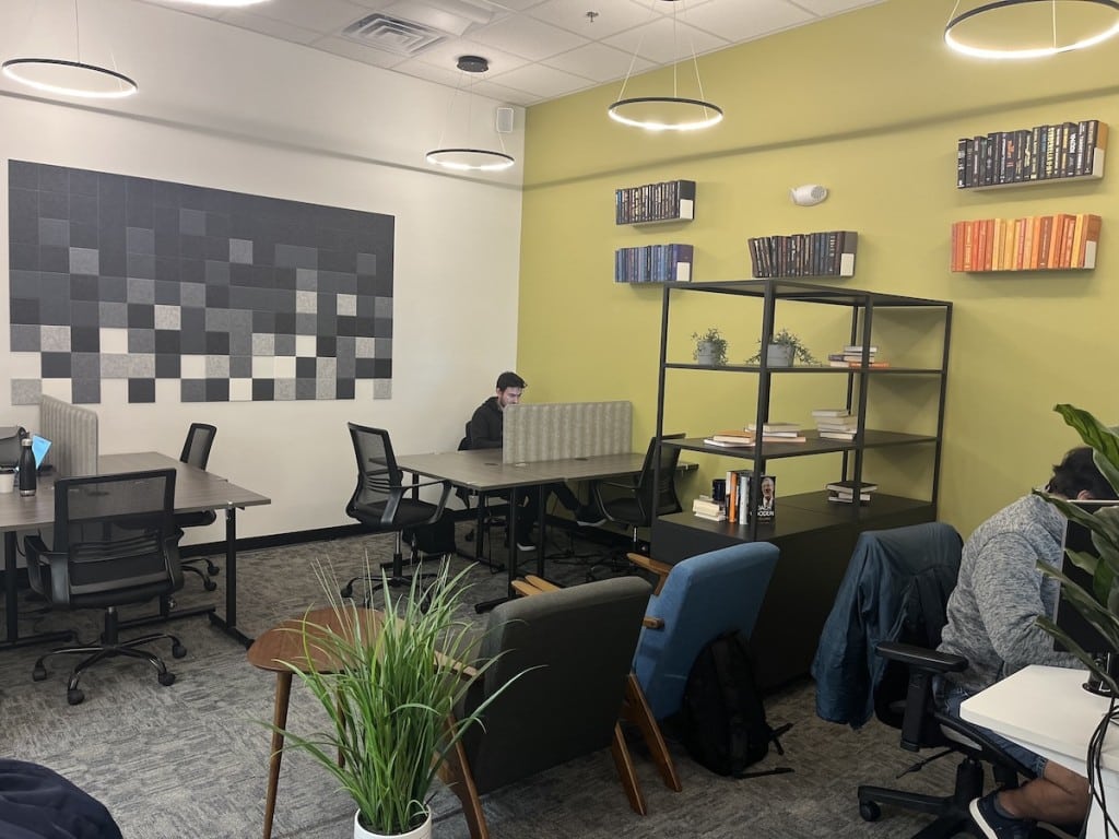 Flexible coworking spaces offer wayward workers a choice – Waltham Times
